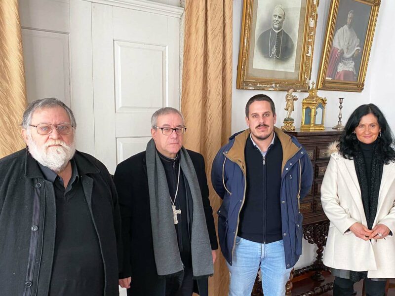 Rua Direita ≡ Candidata de Os Verdes nas listas da CDU, Isabel Souto e ...